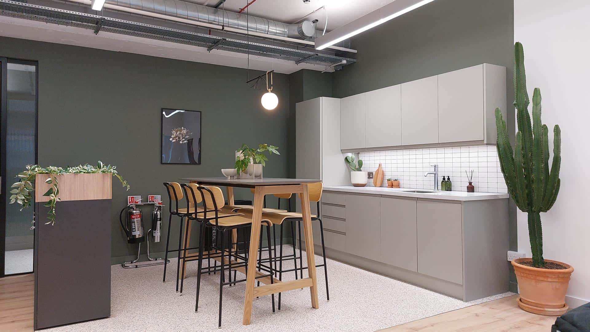 Office moves in London and Manchester - MNP